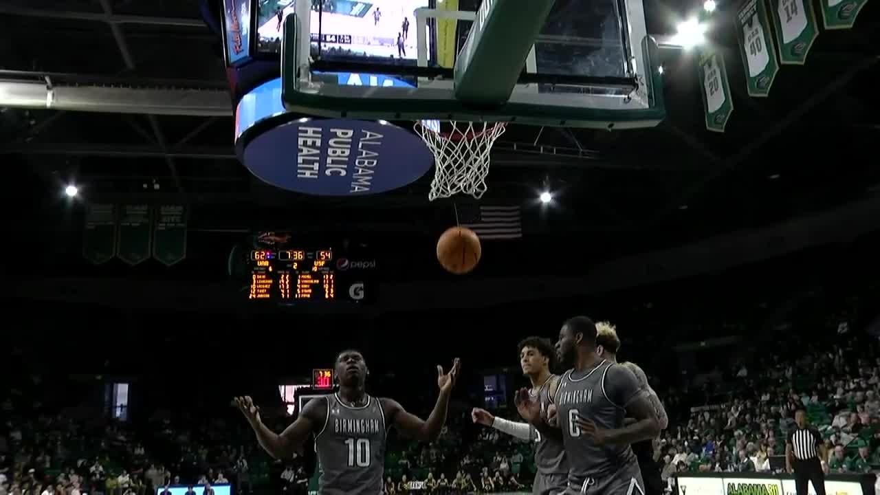 Chris Youngblood with the and-1 bucket - ESPN Video