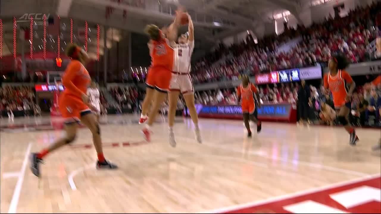 Freshman Zoe Brooks scores 19 as No. 6 NC State routs Virginia 93-66 - ESPN