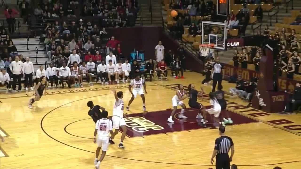 Dylan Dawson knocks down bucket - ESPN Video