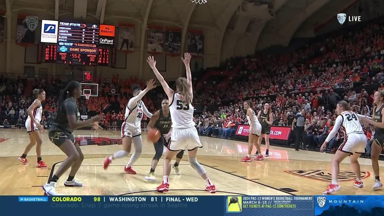 Kelsey Rees rises to block the shot - ESPN Video