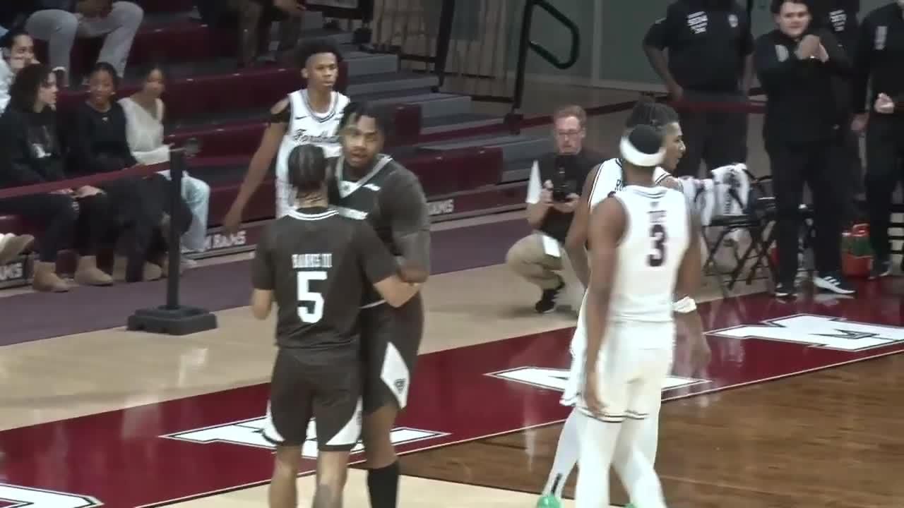 Chad Venning gets the hoop and the harm - ESPN Video