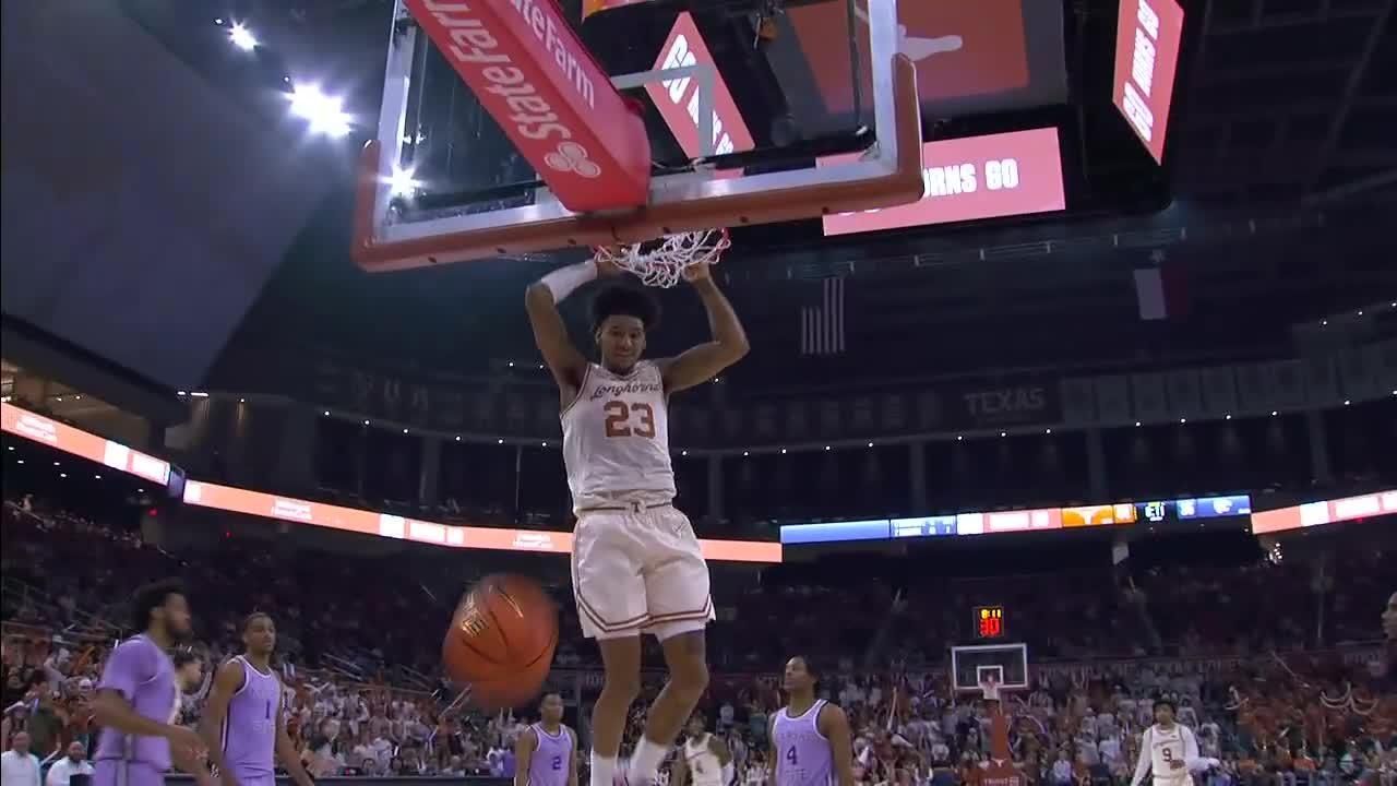 Dillon Mitchell rocks the rim with powerful slam - ESPN Video