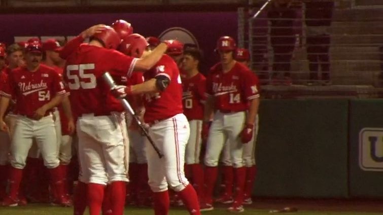 Tyler Stone hits a HR into the sunset against GCU - ESPN Video