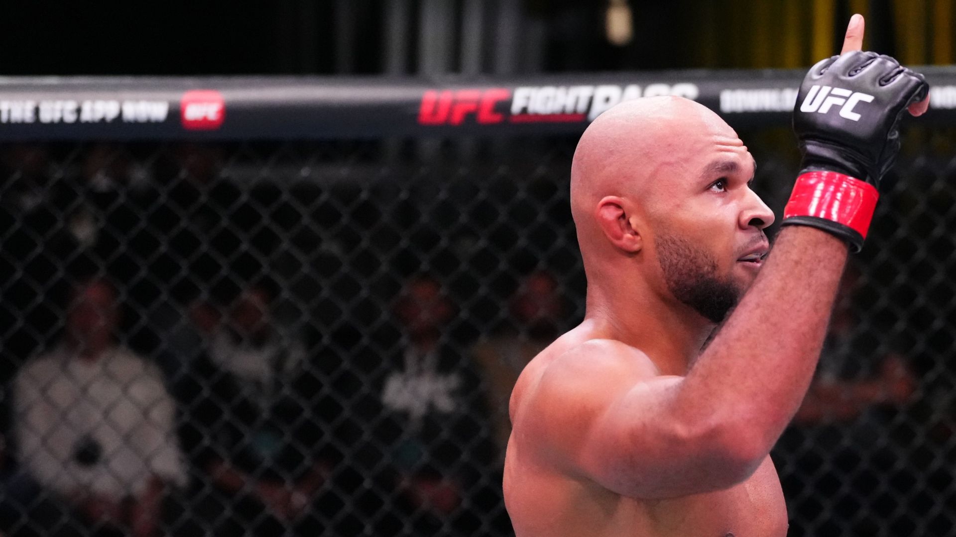 Christian Leroy Duncan dominates in TKO win - ESPN Video