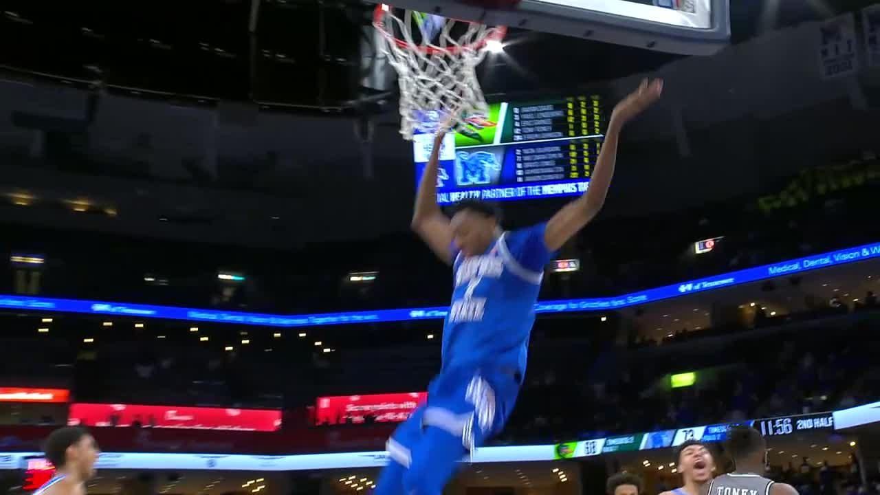 Nae'Qwan Tomlin throws down powerful slam dunk vs. UAB Blazers - ESPN Video