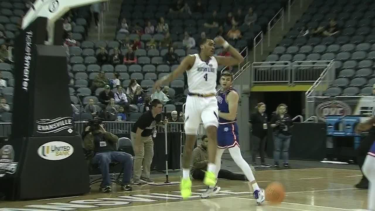 Jesiah West skies for big jam - ESPN Video