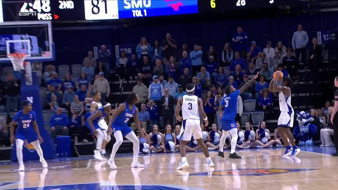 Xavier Bledson shows off the range on trey - ESPN Video