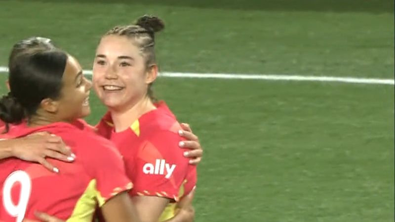 Payton Linnehan scores to put Thorns up 4-0 - ESPN Video