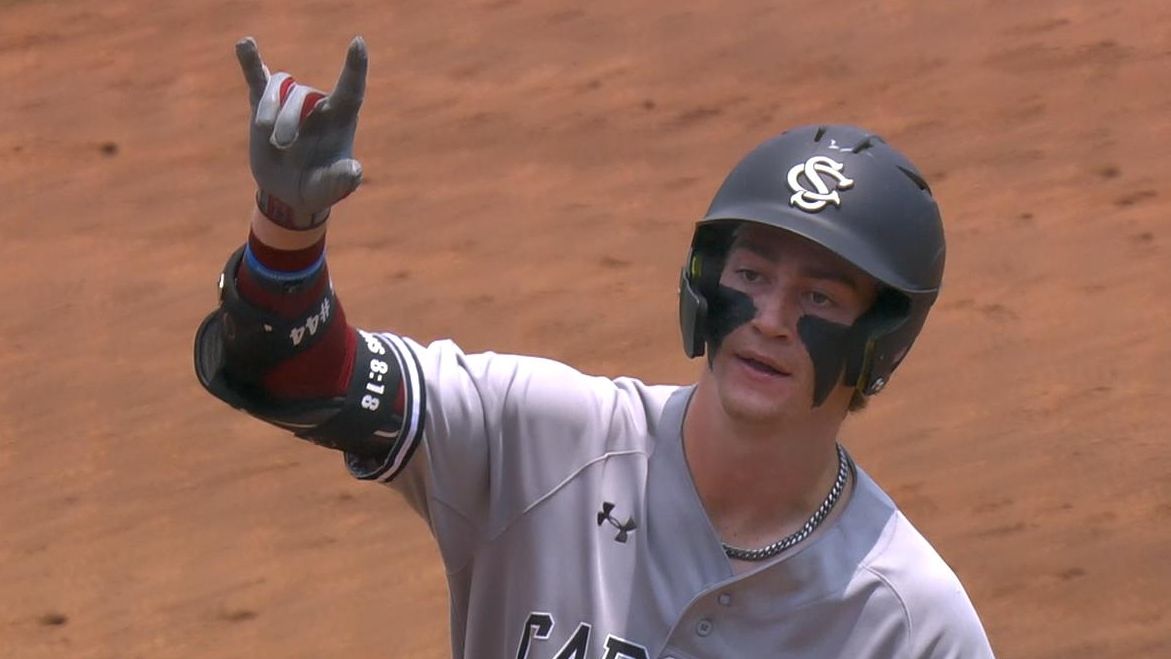Dalton Reeves goes the other way for a South Carolina HR - ESPN Video