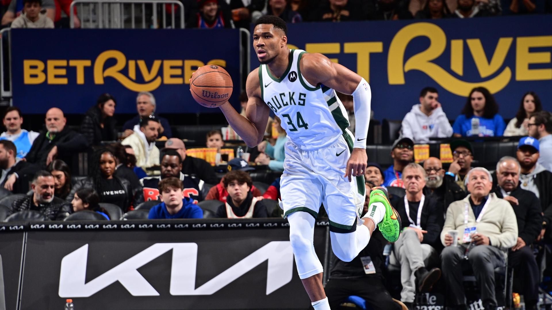 Giannis' near-perfect night powers Bucks - ESPN Video