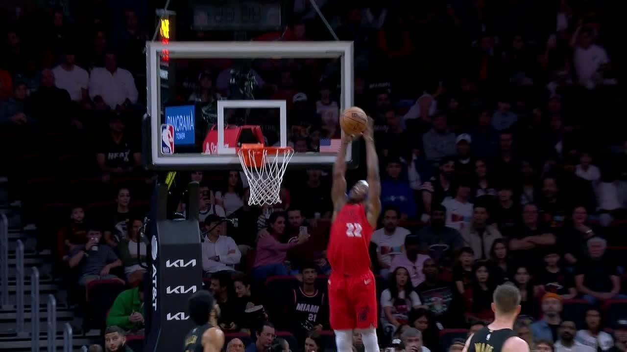 Jimmy Butler gets up for alley-oop slam vs. Cleveland Cavaliers - ESPN ...
