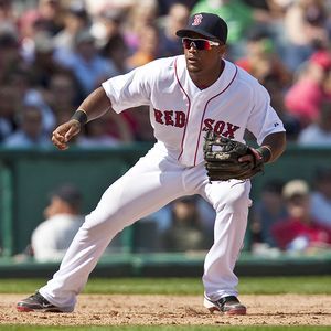 Adrian Beltre gives Boston Red Sox glimpse of his fancy glove work - ESPN