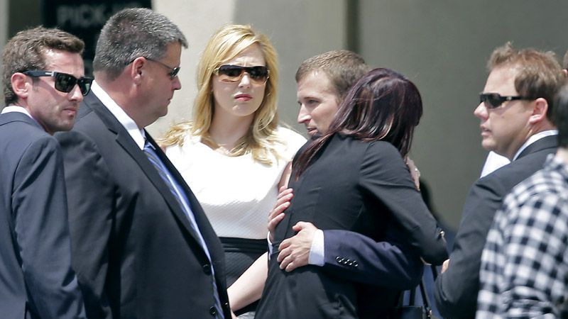 Experts: Headrest may have helped - ESPN