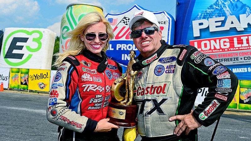 Courtney Force tops father in NHRA Funny Car final - ESPN