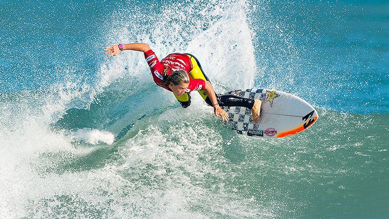espnW -- Courtney Conlogue leads new generation of surfers - ESPN