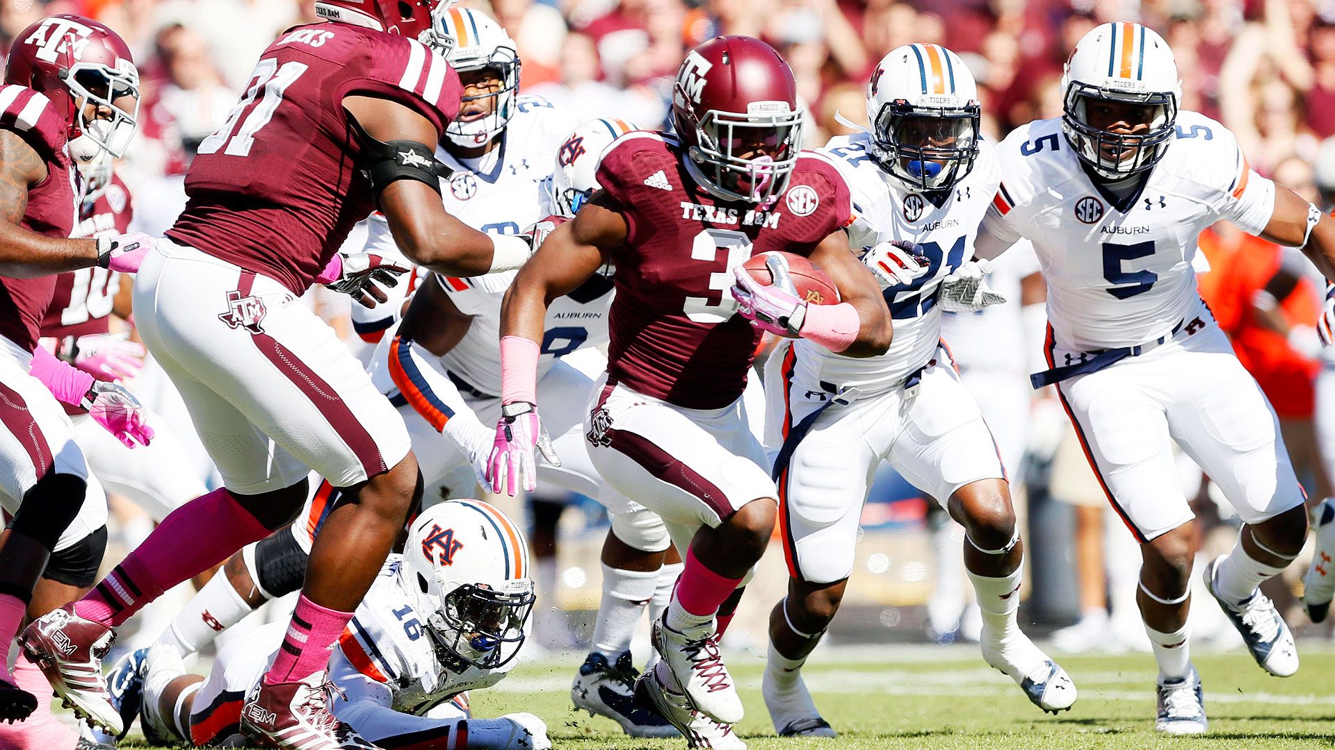 Texas A&M, Texas at different stages - ESPN