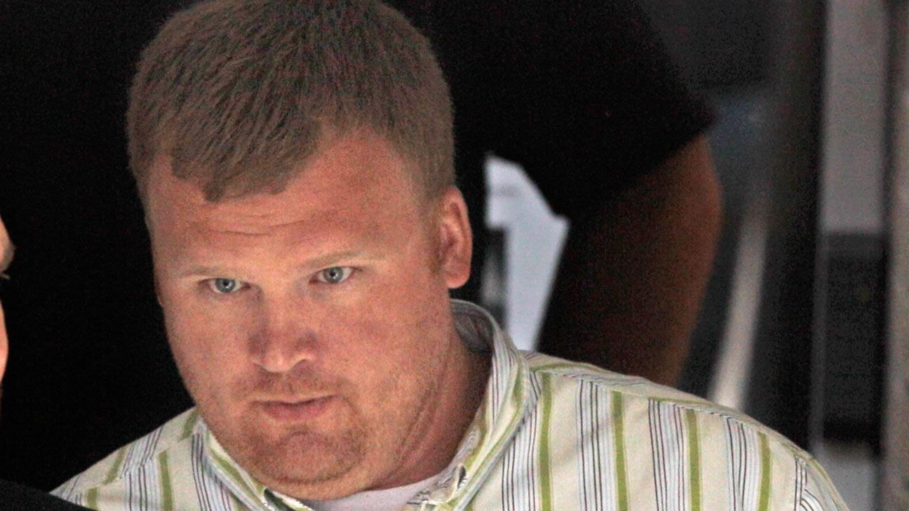 Matt Sandusky tells Oprah Winfrey of father Jerry's bedtime 'ritual' - ESPN