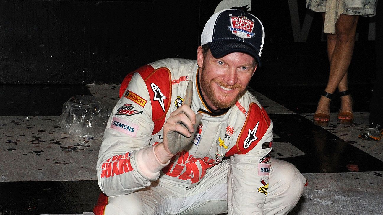 NASCAR - Dale Earnhardt Jr. rewards loyal fans - ESPN