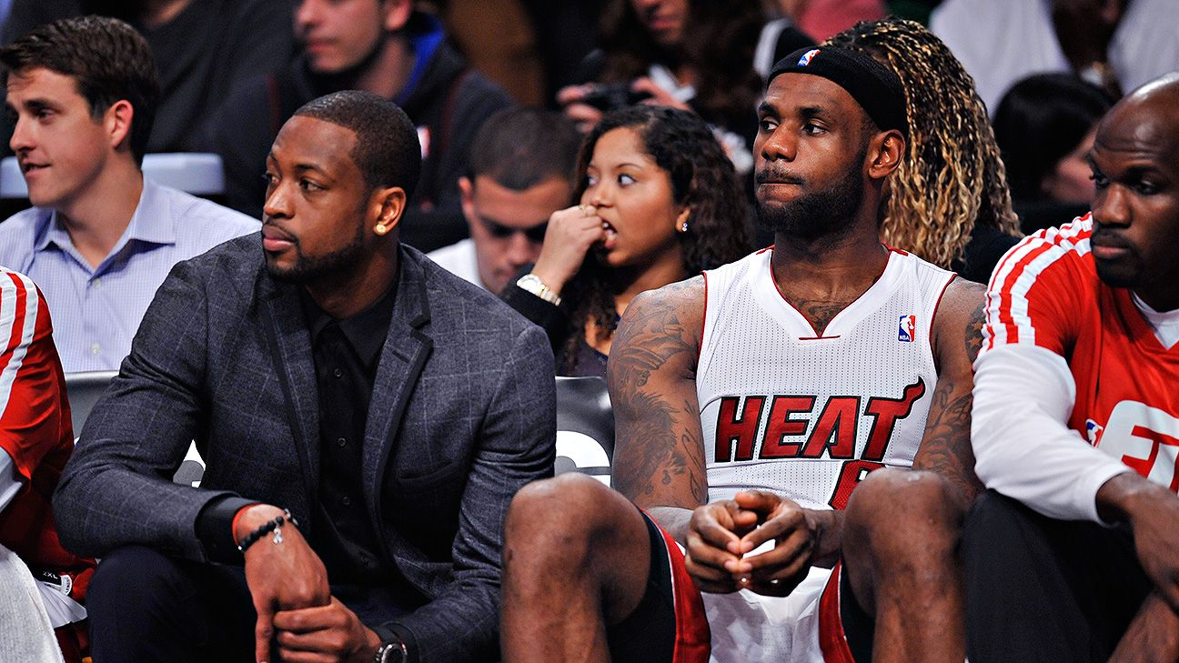 Dwyane Wade back in Miami Heat's starting lineup after missing 9 games ...