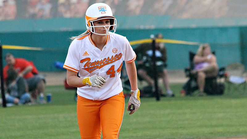 NCAA women's softball power rankings -- Tennessee Volunteers' Madison ...