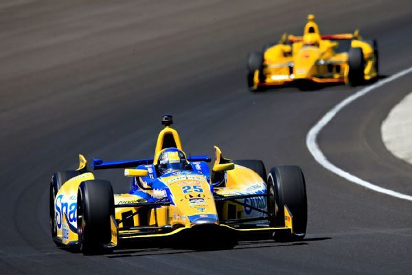 Honda agrees to new deal with IndyCar as engine supplier - ESPN