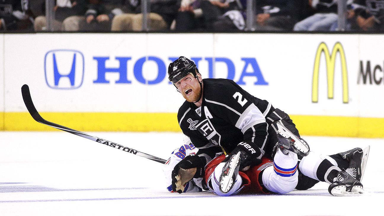 Los Angeles Kings buy out contract of defenseman Matt Greene - ESPN