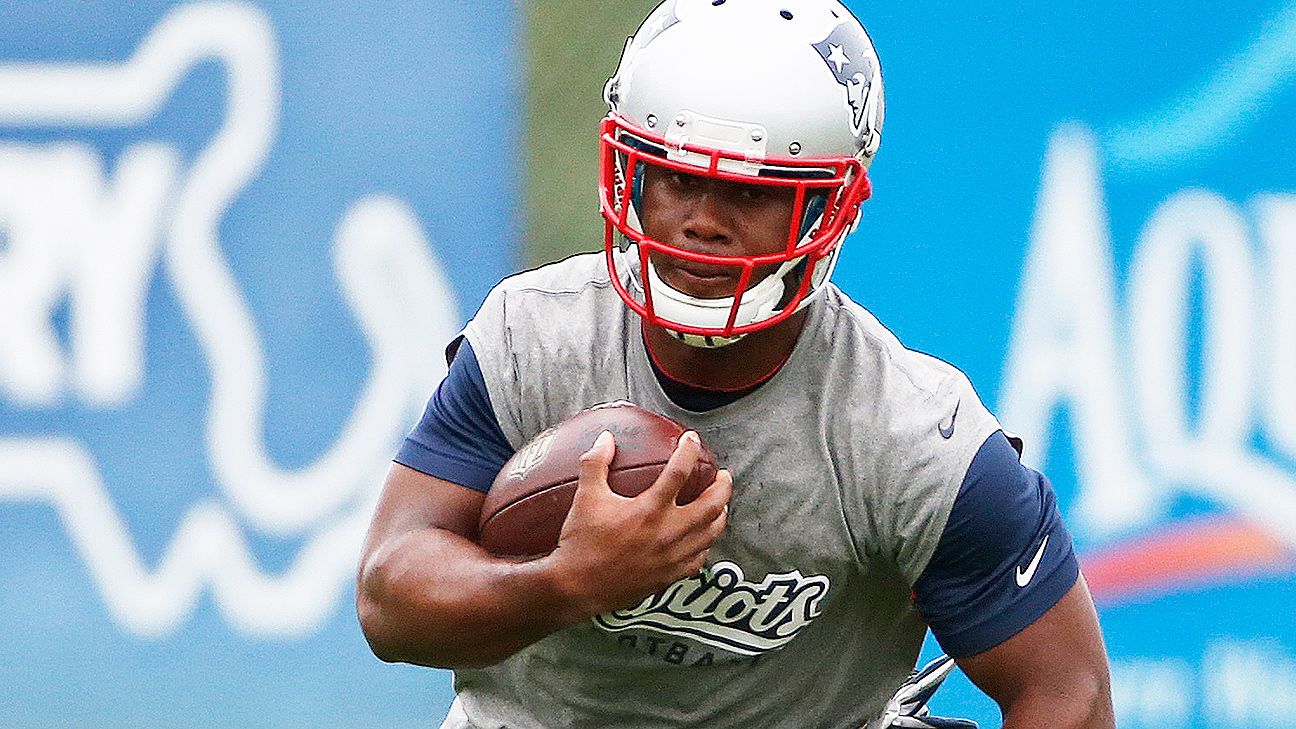 James White, Jonas Gray in ready mode - ESPN - New England Patriots ...