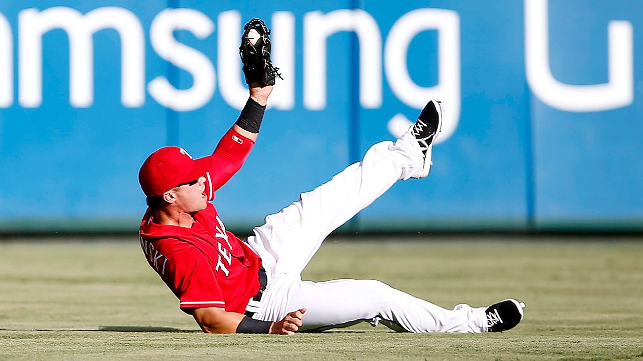 Extra bases: Smolinski keeps impressing - ESPN - Dallas Texas Rangers ...