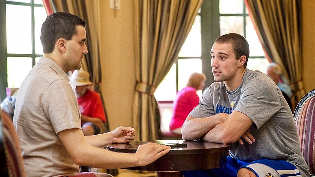 Aaron Craft scrapping in summer league - ESPN - TrueHoop- ESPN