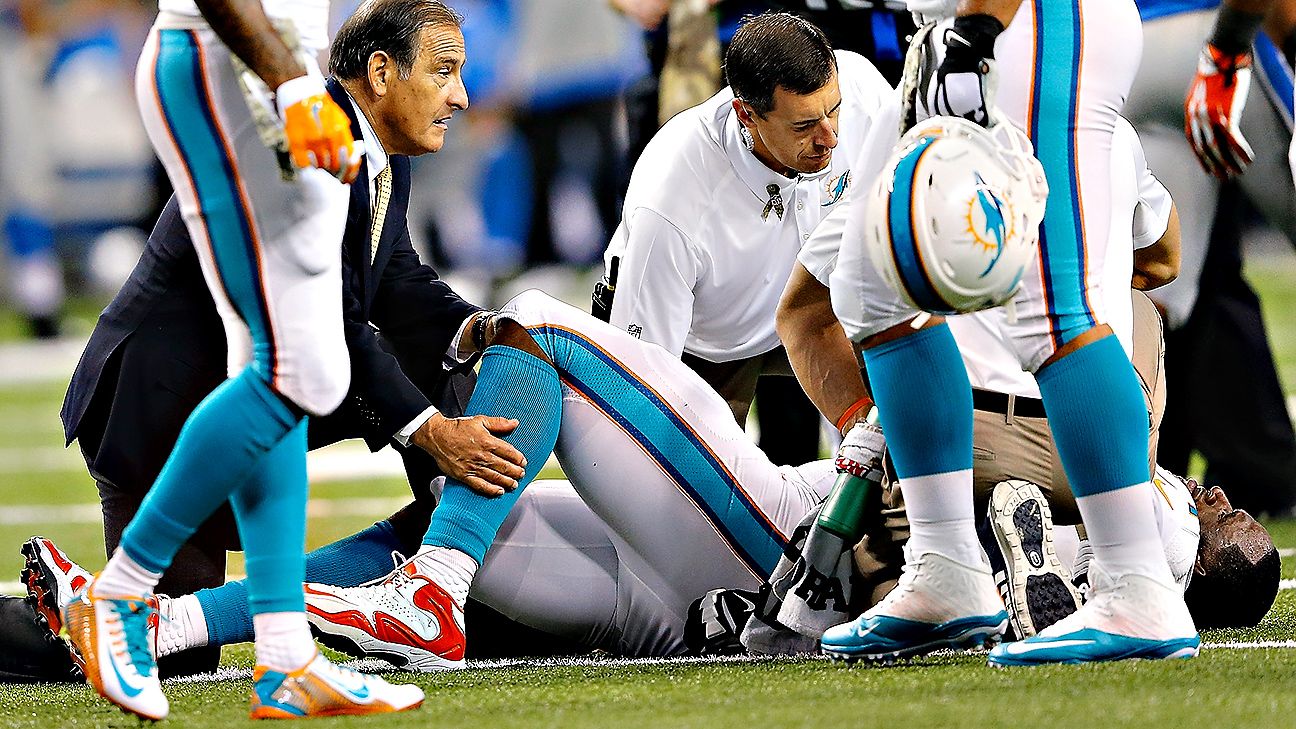 Branden Albert of Miami Dolphins suffers knee injury vs. Detroit Lions ...