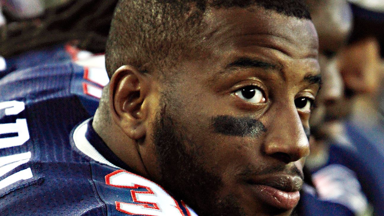 Jonas Gray of New England Patriots will not start after lateness - ESPN