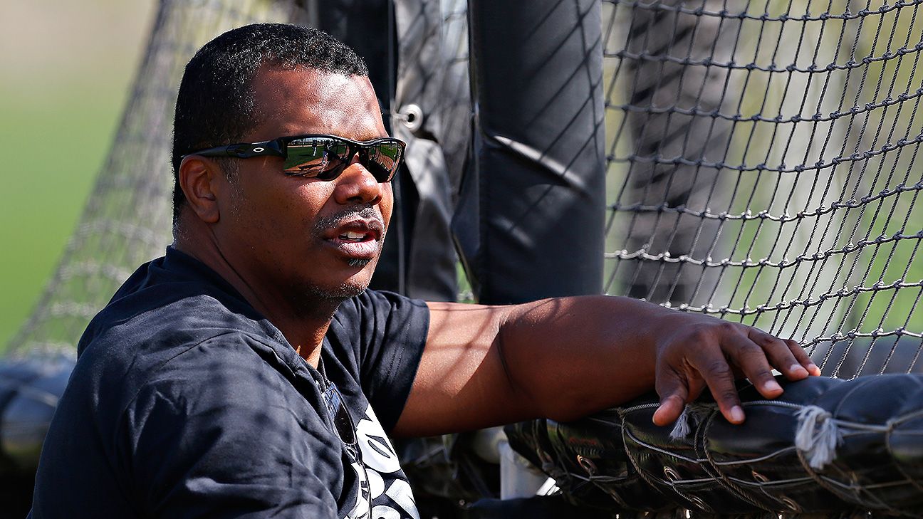 Kenny Williams admits 'embarrassing' start for Chicago White Sox ...