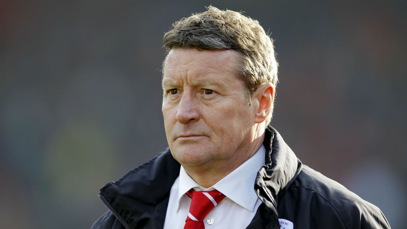 Barnsley boss Danny Wilson to reach 1000 games in charge - ESPN