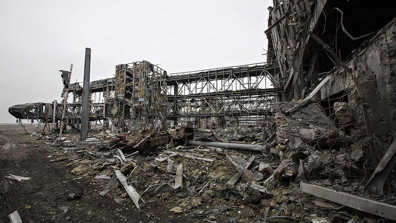 War forces Fedotenko out of Ukraine - ESPN