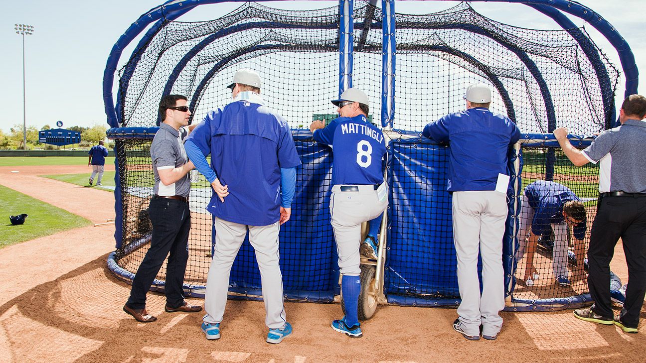 Los Angeles Dodgers build younger, more flexible bullpen - ESPN - Los ...