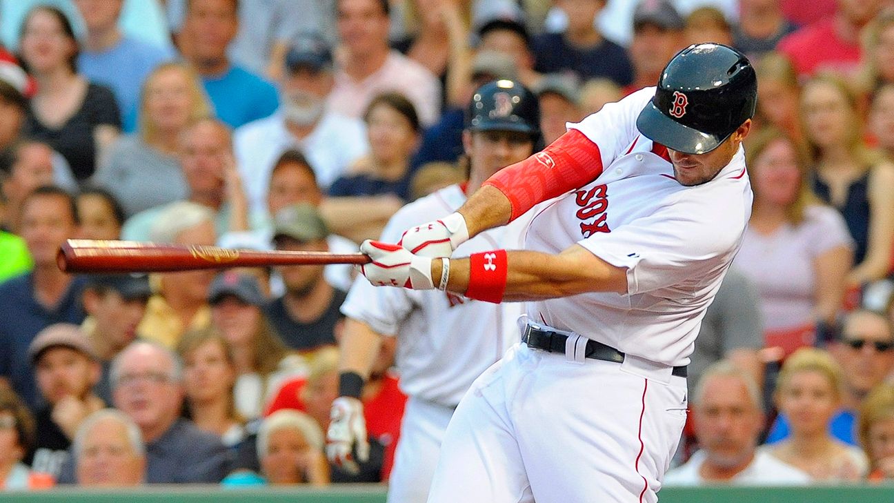 Travis Shaw of Boston Red Sox to get X-ray after fouling ball off foot ...