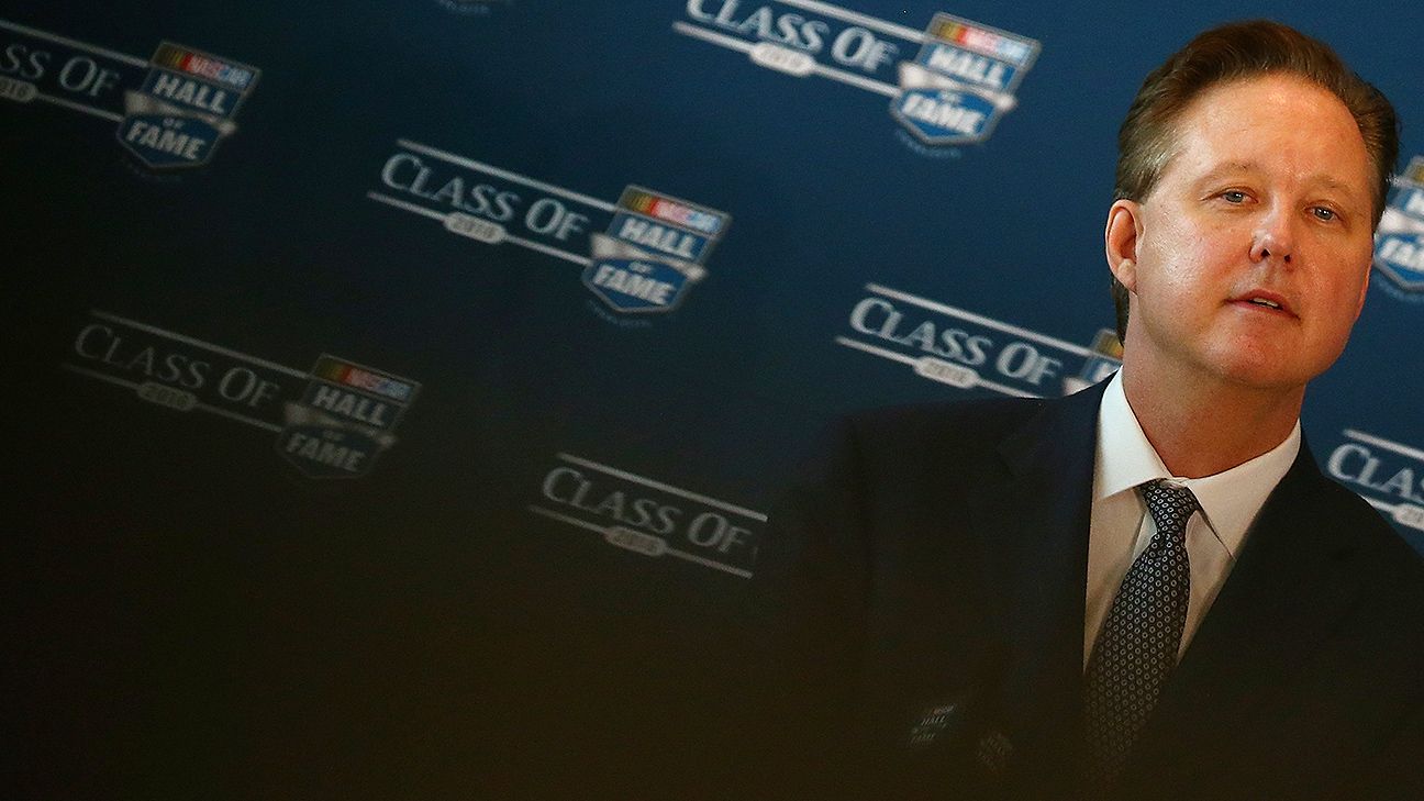 NASCAR - Brian France gives Kentucky aero package mixed reviews - ESPN