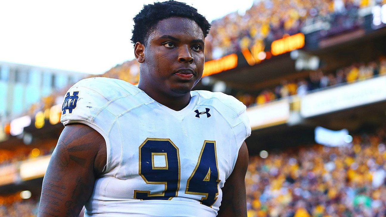 Jarron Jones of Notre Dame Fighting Irish has significant knee injury ...