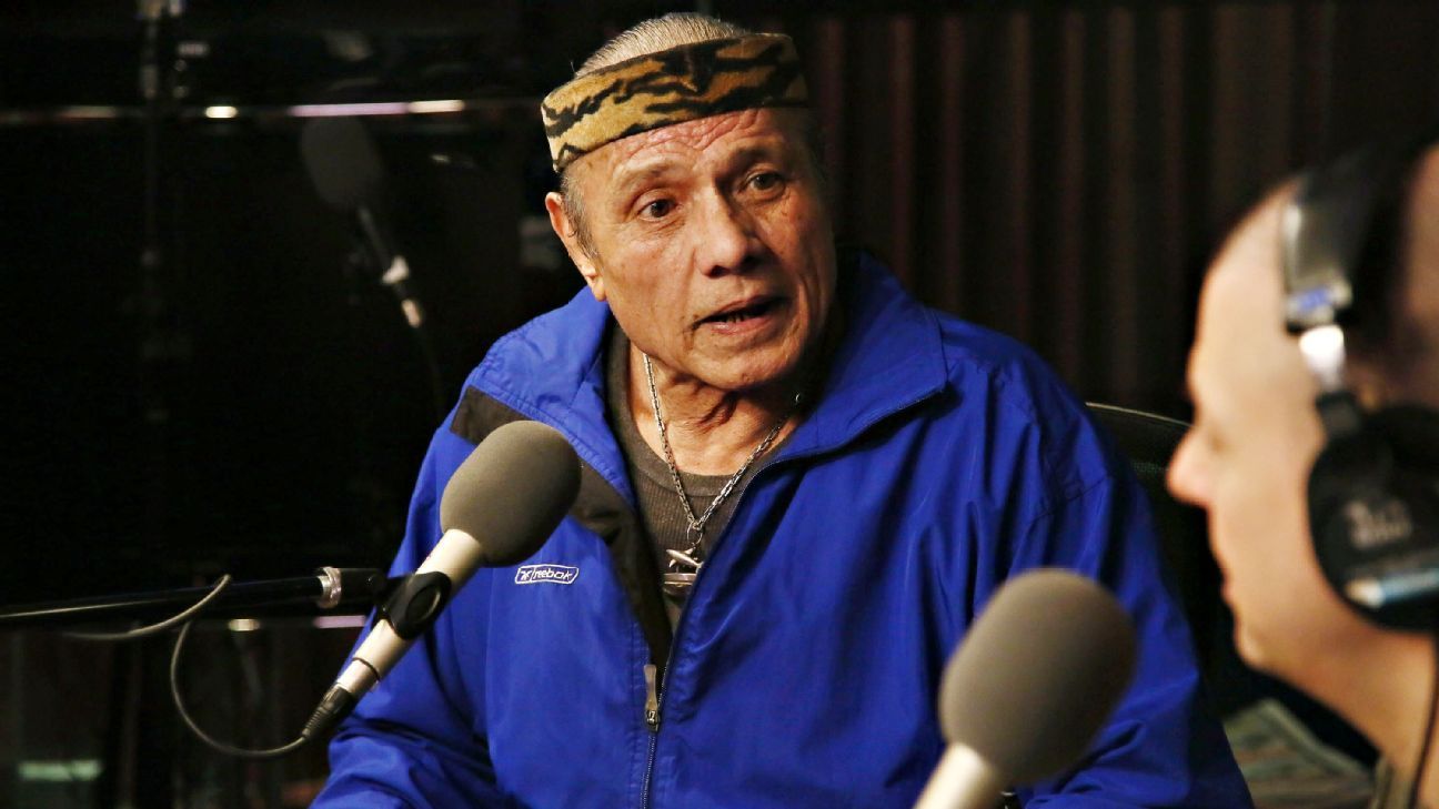 Jimmy 'Superfly' Snuka, former professional wrestler, dies at 73 - ESPN