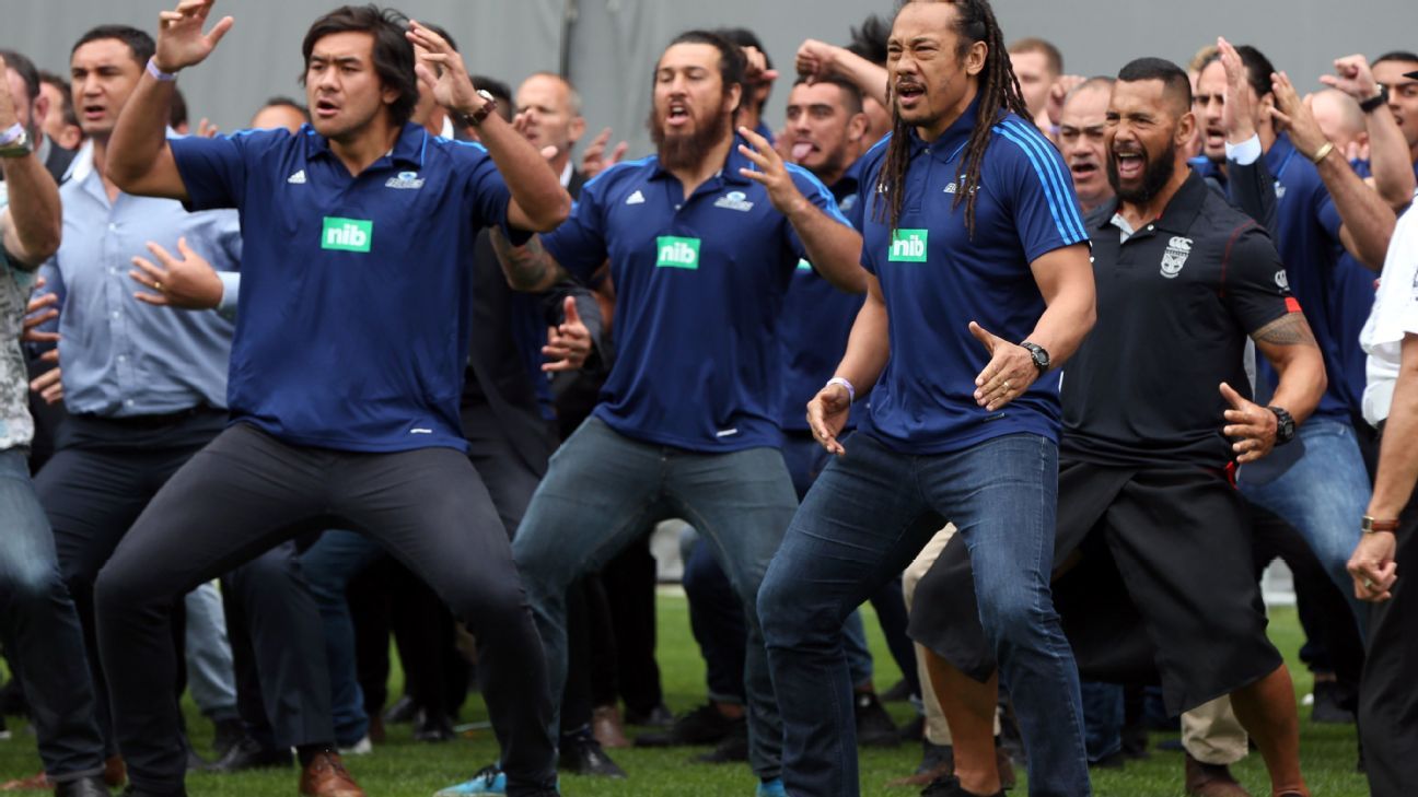 All Blacks legends deliver powerful Eden Park haka to celebrate and ...