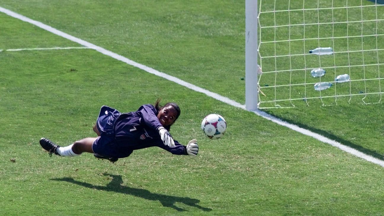 1999 keeper Briana Scurry, Dr. Joe Machnik voted into Hall - ESPN