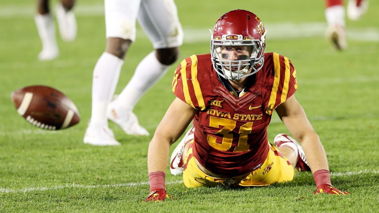 Cyclones hailed as heroes after saving woman from drowning in Texas - ESPN