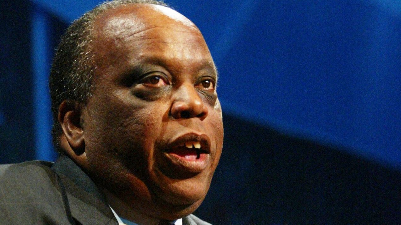 John Young, founder of youth baseball program, dies at 67 - ESPN