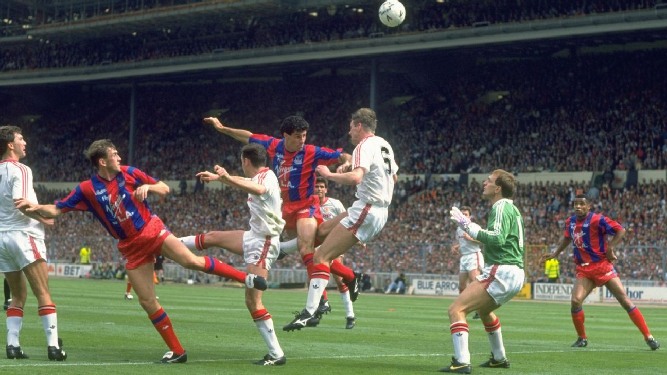 How Man United's history was forever altered by the 1990 FA Cup final ...