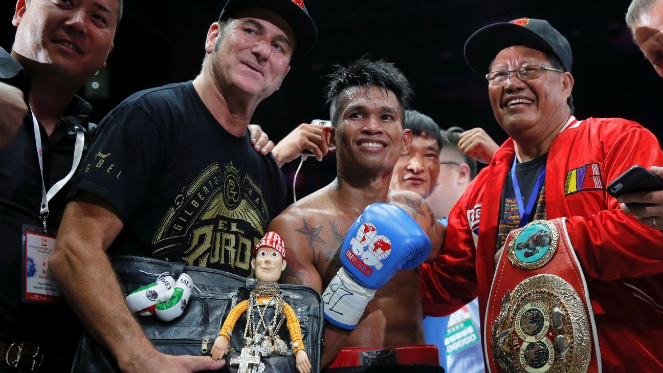 Ruenroeng wins, 2 Americans lose in Olympic boxing qualifiers