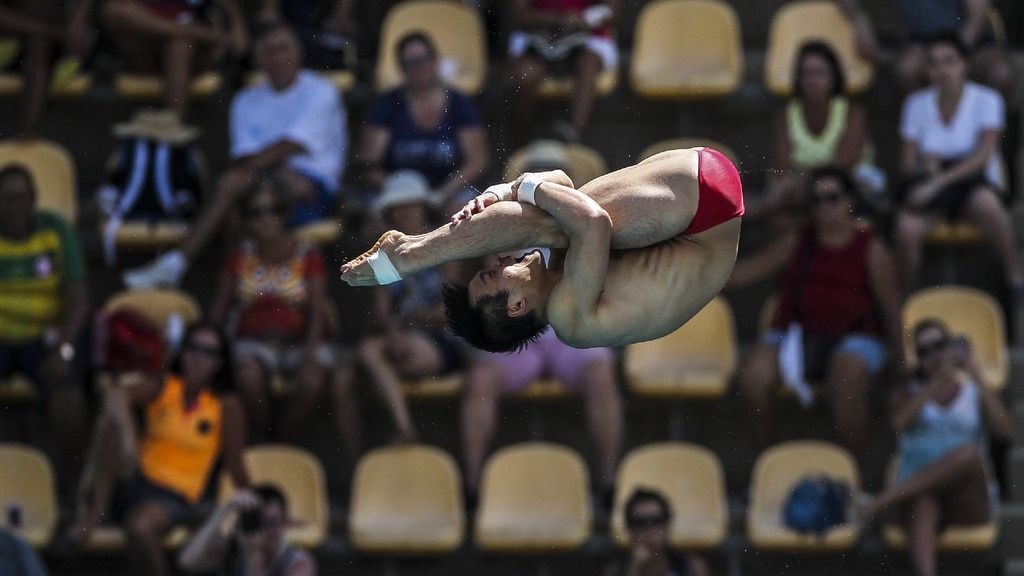Can China's Qiu Bo defeat the pressure and win diving gold? - Rio 2016 ...
