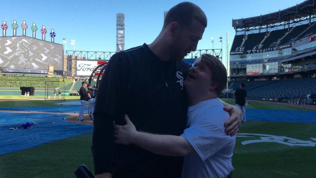 Todd Frazier and former Reds bat boy rekindle friendship - ESPN