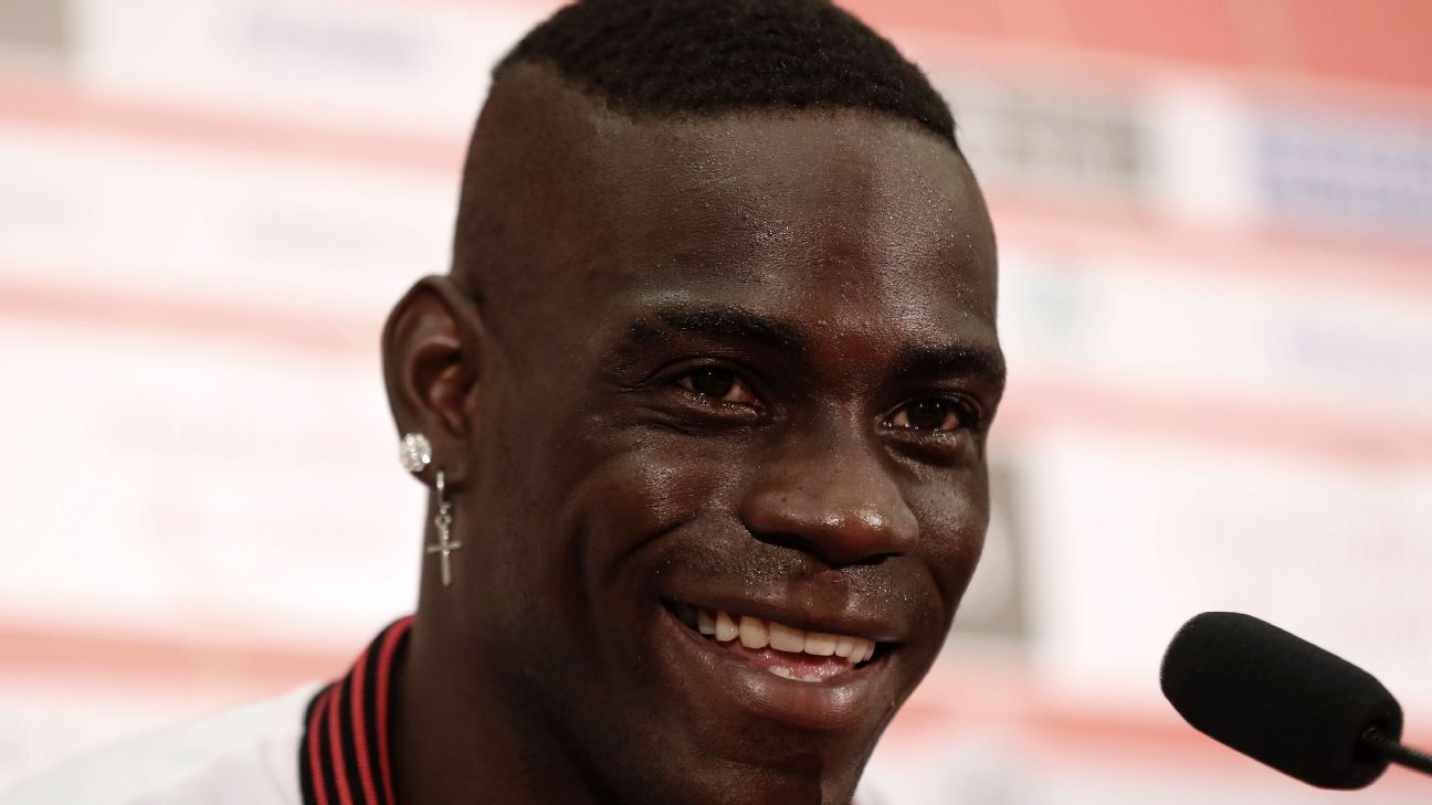 Mario Balotelli continues to soak up French culture - ESPN