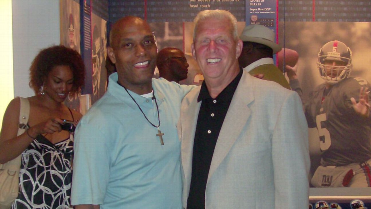 NFL 2016 - New York Giants WR Bobby Johnson got his Super Bowl ring ...