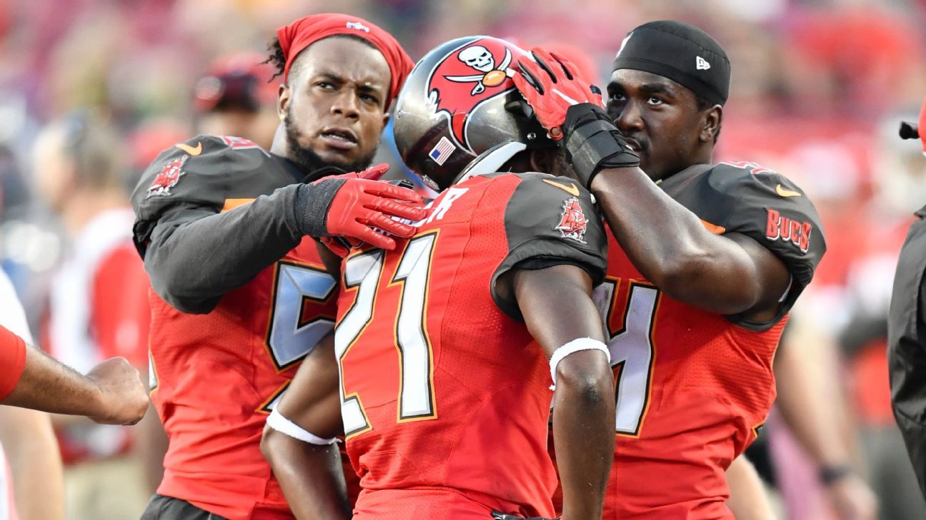 Tampa Bay Buccaneers lean on 'family' in emotional win over Seahawks ...